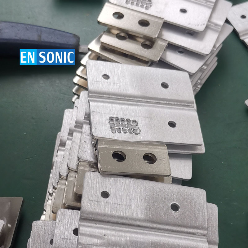 CCS软连接线束铝巴NTC超声波焊接机 - 无锡恩索里克智能装备有限公司